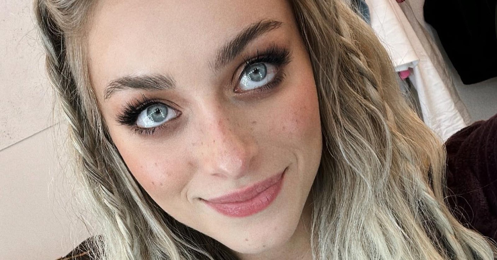 Camille Dhont straalt in prachtige jurk: "Knappe vrouw!" (foto's) - Zita