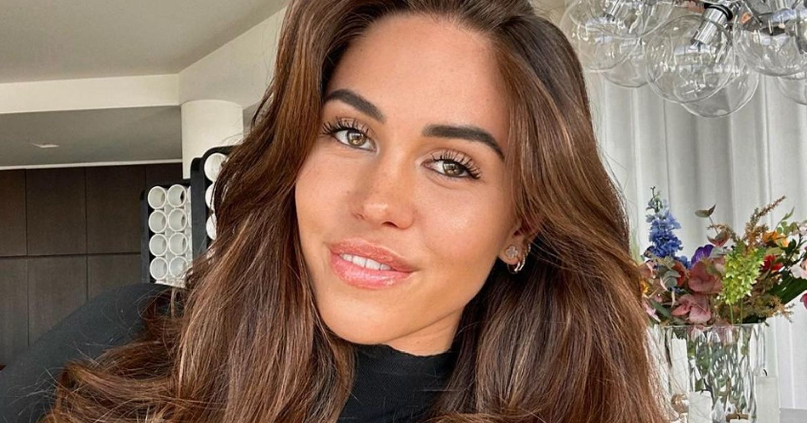 Vriendin van Viktor Verhulst geniet in bikini: "Magnifiek!" (foto's - Zita