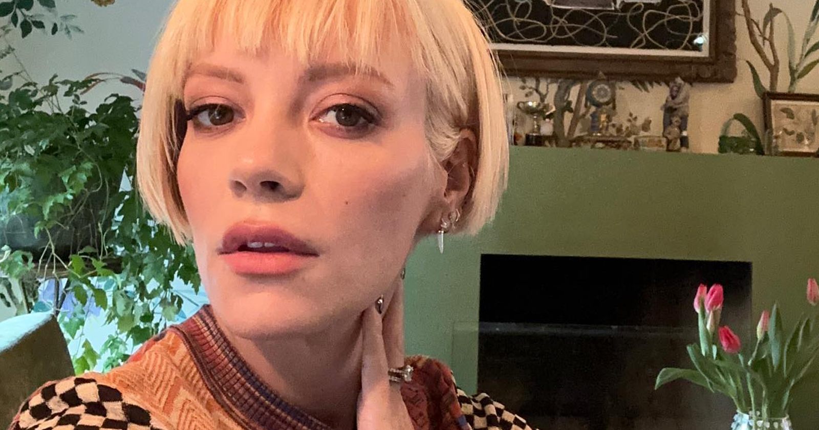 Lily Allen straalt in doorschijnende outfit: "Lang leve natuurlijke ...