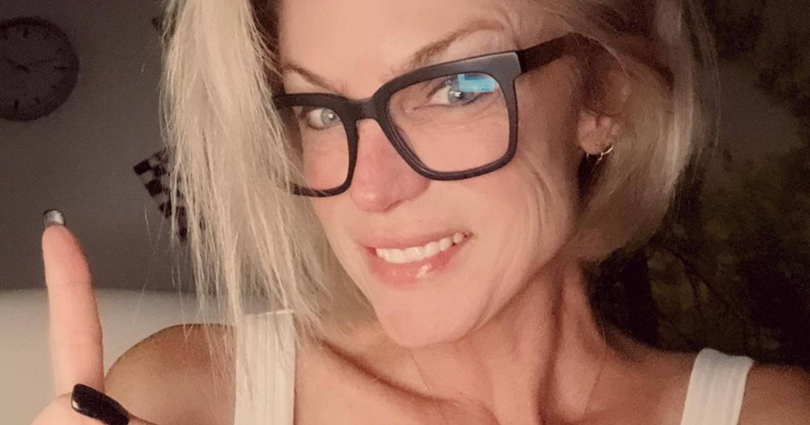 Joyce De Troch Poseert In Badpak Prachtige Vrouw Foto Zita