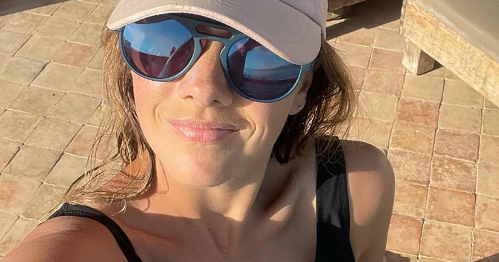 Leen Dendievel deelt leuke badpakselfie: "Jij staat met alles!" (foto ...