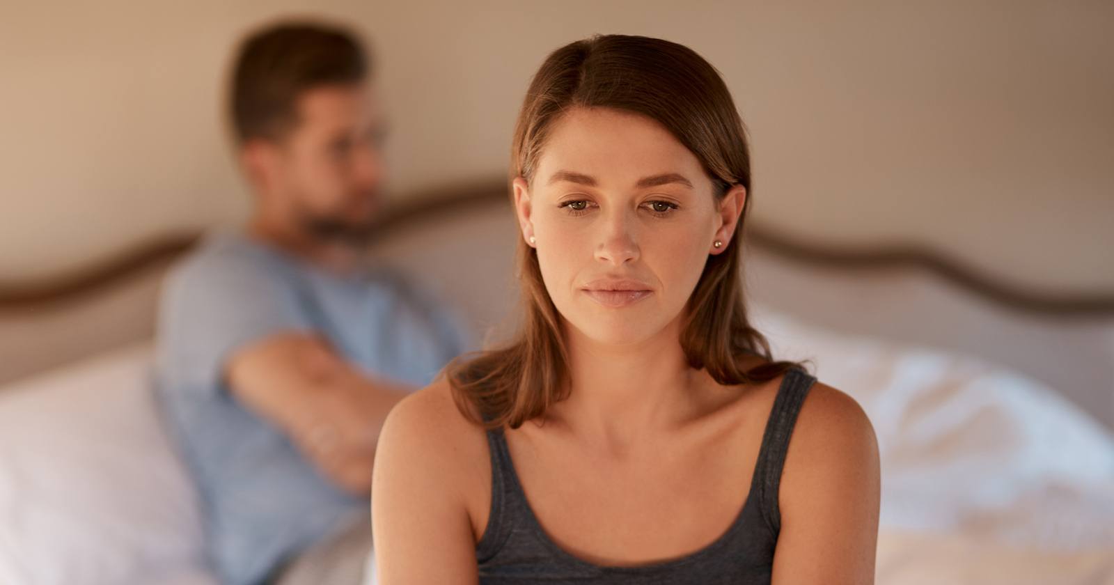 Datingexpert is duidelijk: DIT gedrag kan wijzen op overspel - Zita