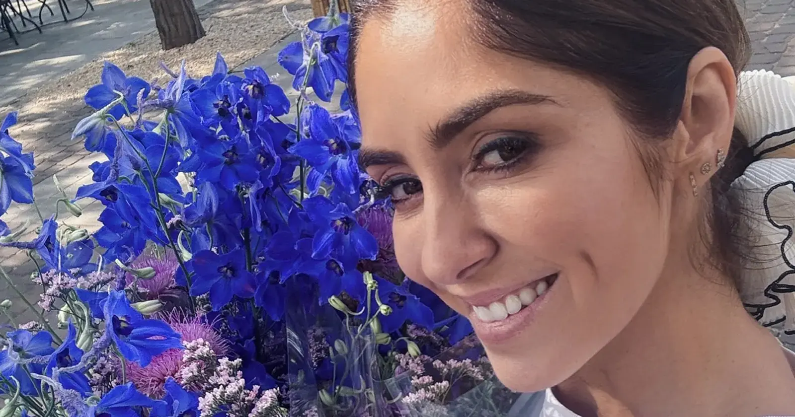 Actrice Kim Van Oncen verbaast fans met stijlvolle outfit: "Je ziet er ...